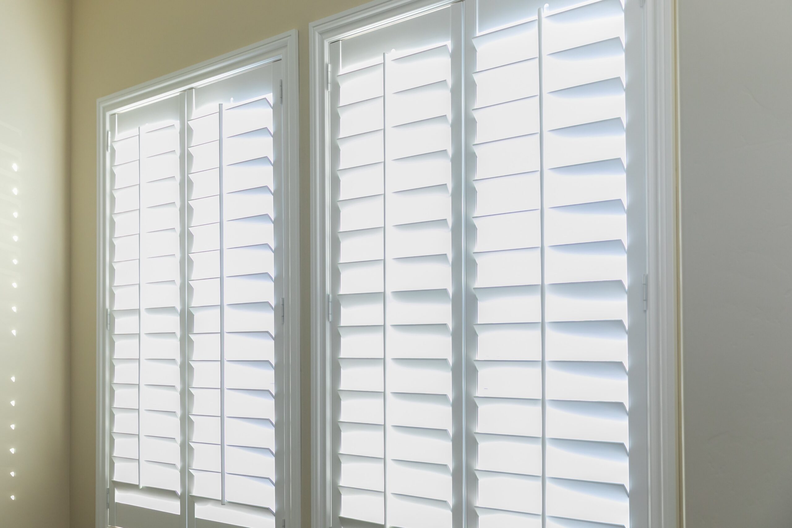 How to Fix Damaged Plantation Shutters | Weaver Shutters